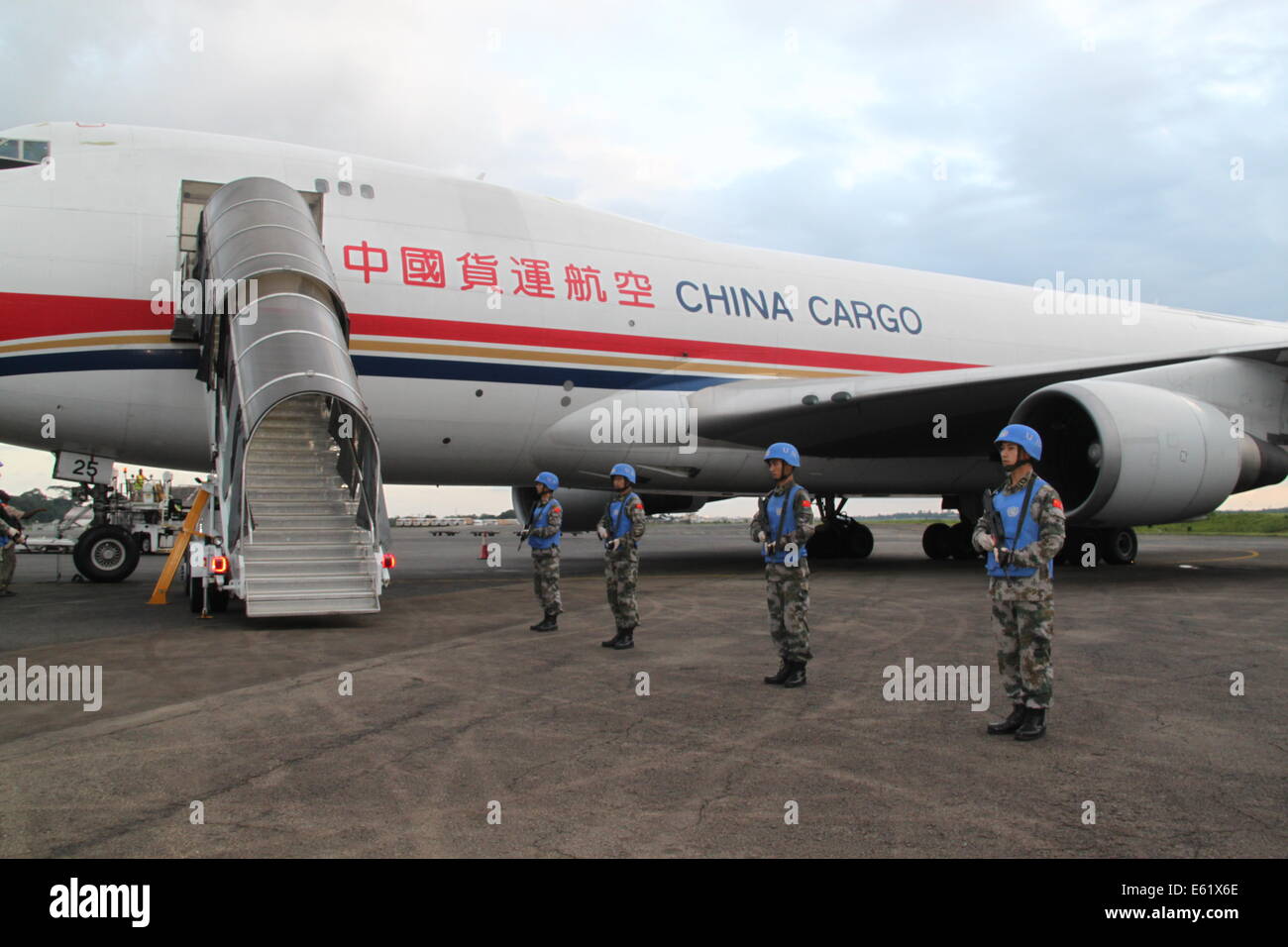 Monrovia. 11th Aug, 2014. A Chinese plane carrying emergency ...