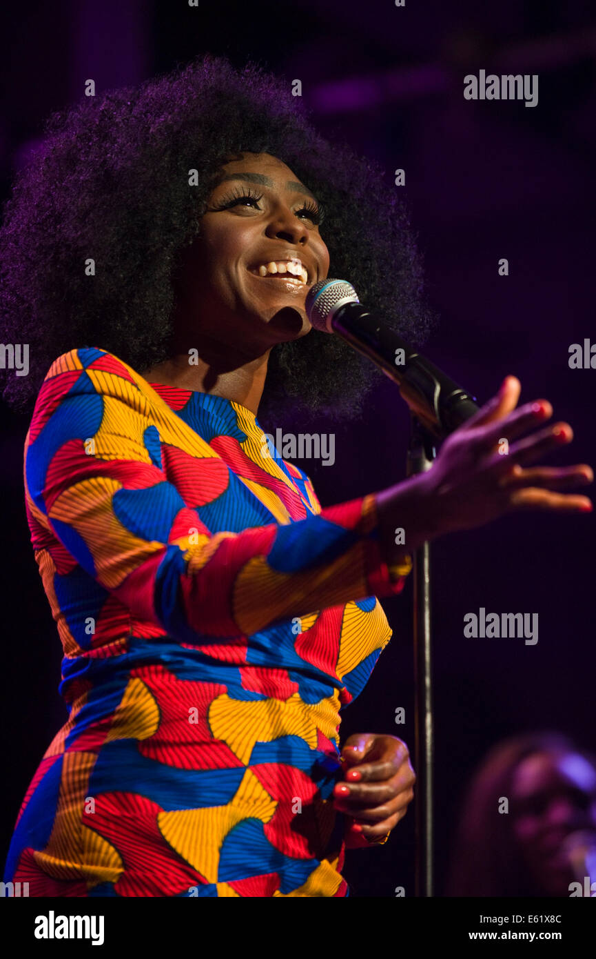 Woman singer performing on stage hi-res stock photography and images ...