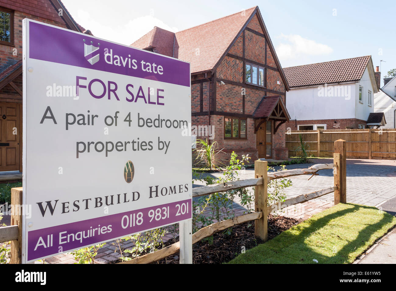 New build hi-res stock photography and images - Alamy