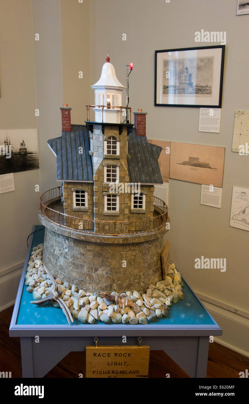 Custom house maritime museum in New London CT Stock Photo - Alamy