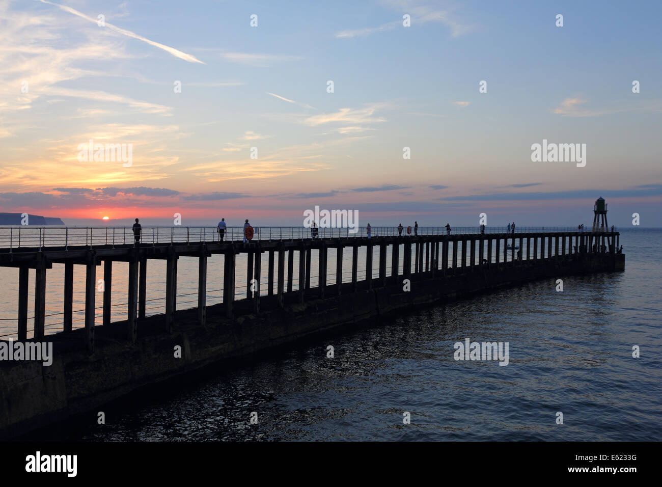 Coastal pier hi-res stock photography and images - Alamy