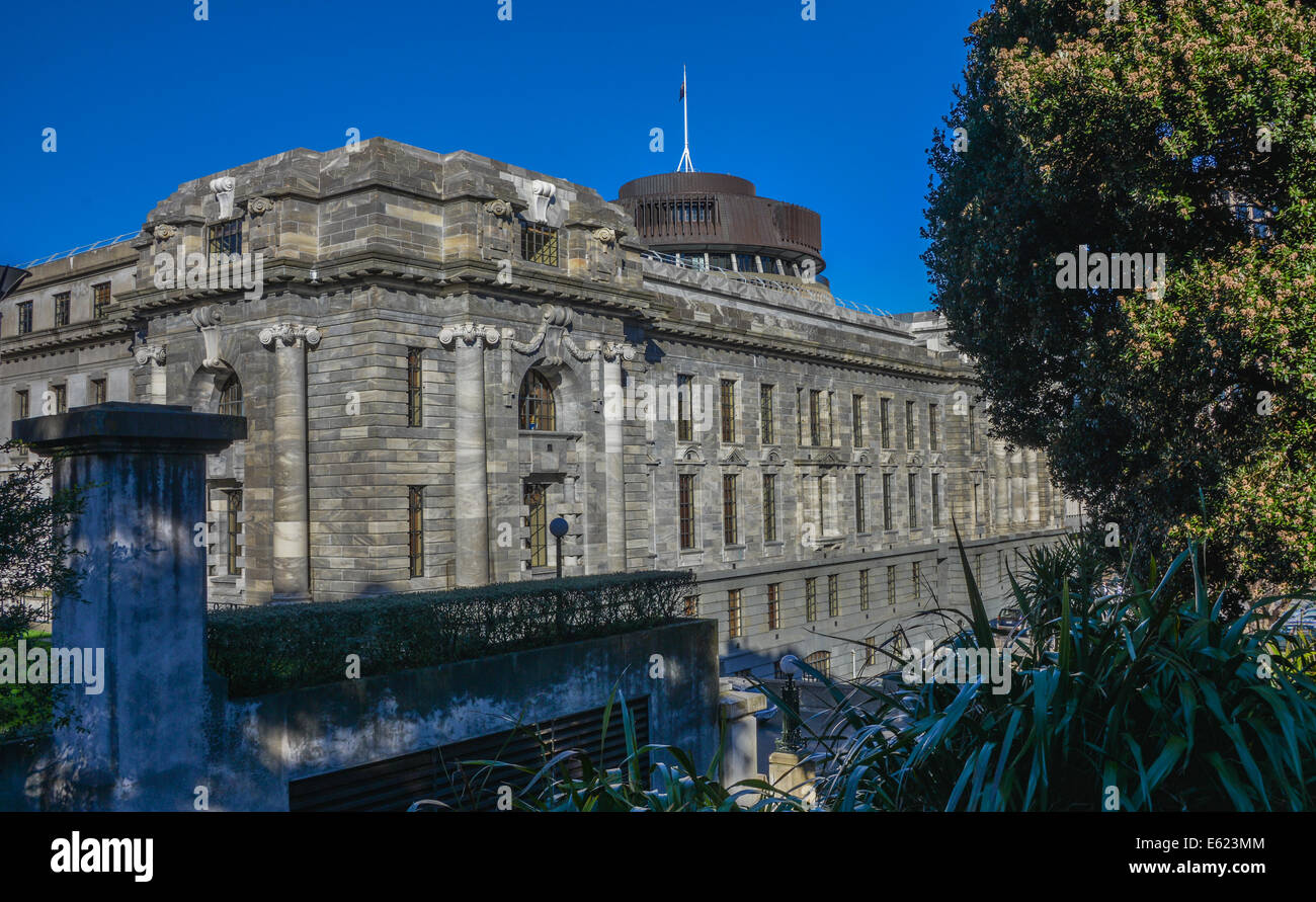 wellington parliament buildings with statute government offices Stock ...