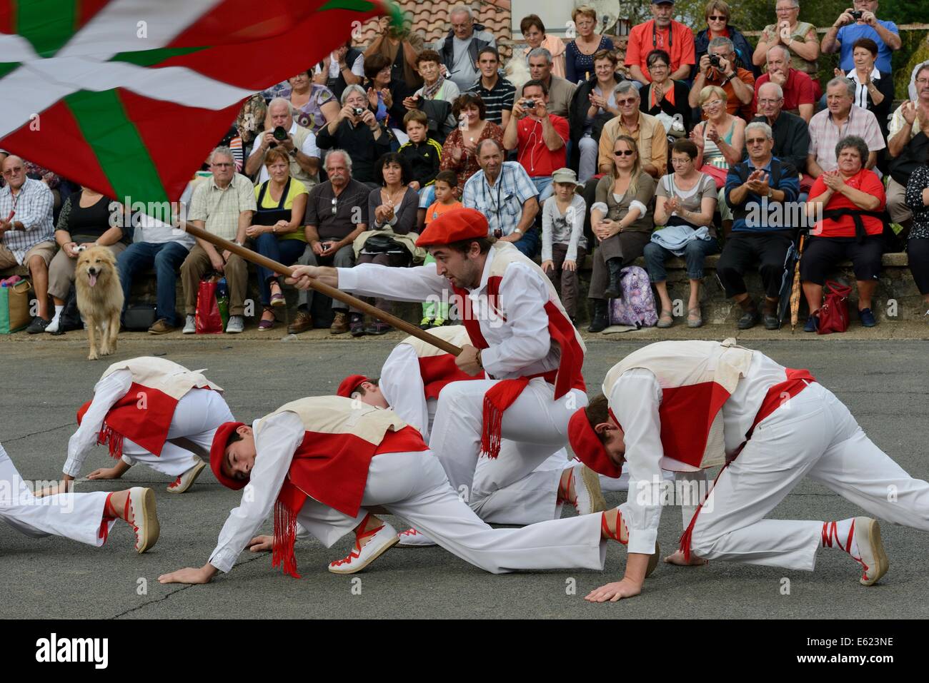 Basque flag hi-res stock photography and images - Alamy