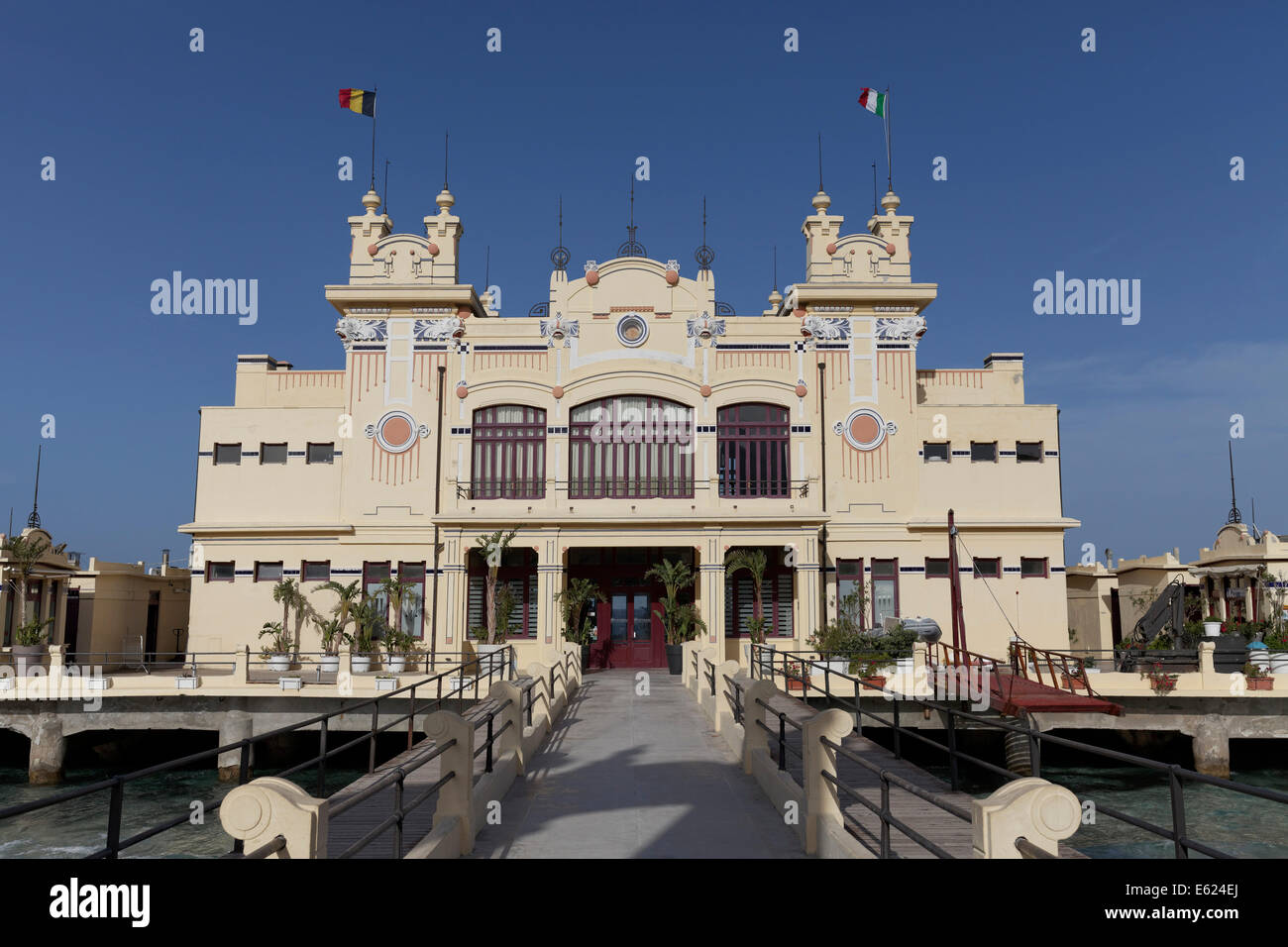 Liberty style architecture hi-res stock photography and images - Alamy