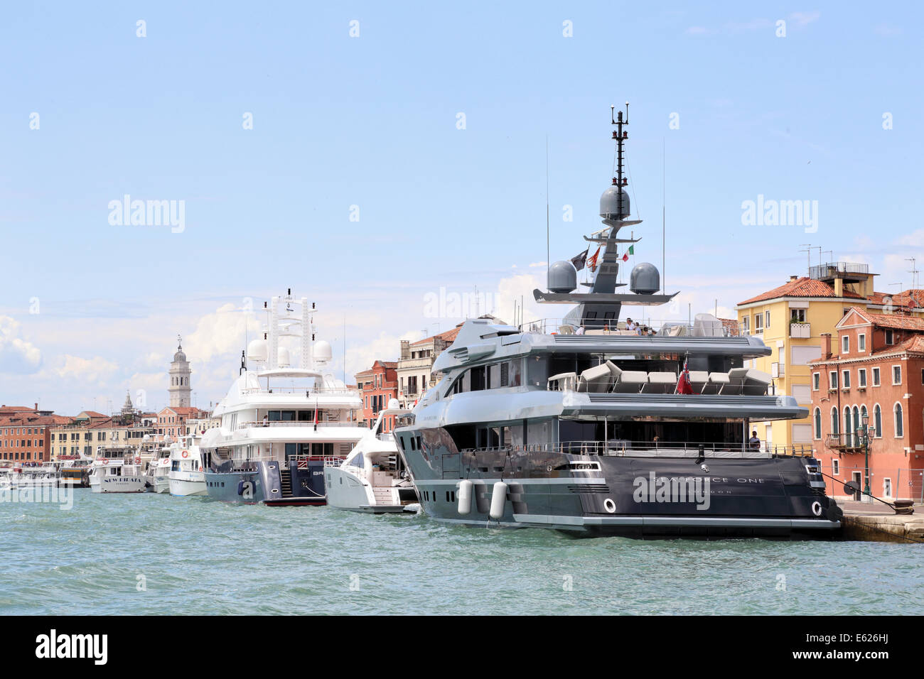 Megayachts Sea Force One, IMO 9522037, and Baraka, IMO 9544657, in ...