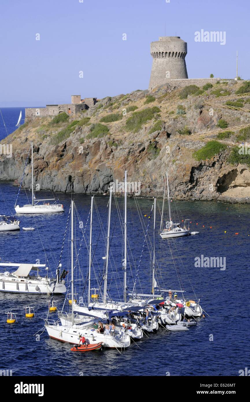 Coast capraia island tuscany hi-res stock photography and images - Alamy