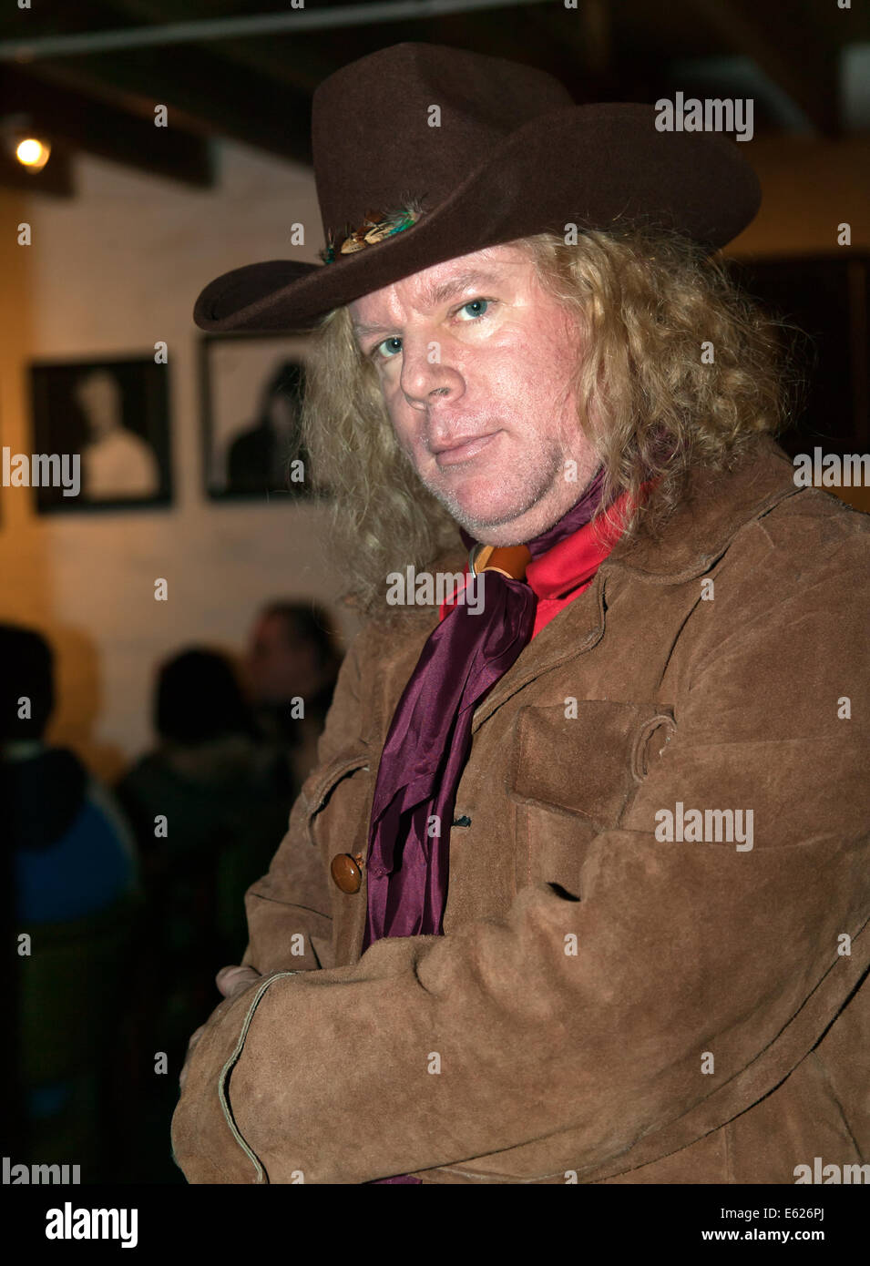 Misty moon gallery hi-res stock photography and images - Alamy