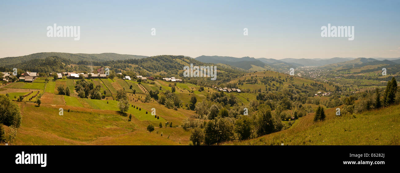 View of Plesa village in Romania Stock Photo - Alamy