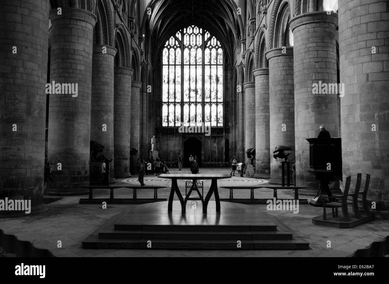 Gloucester cathedral nave columns hi-res stock photography and images ...
