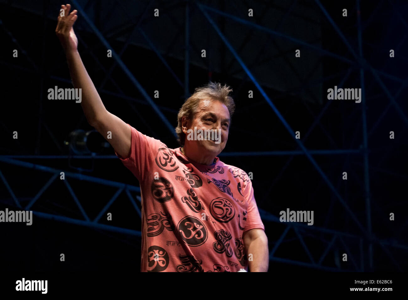 Tullio de piscopo live concert hi-res stock photography and images - Alamy