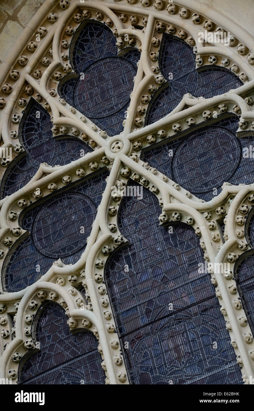 Tracery window hi-res stock photography and images - Alamy