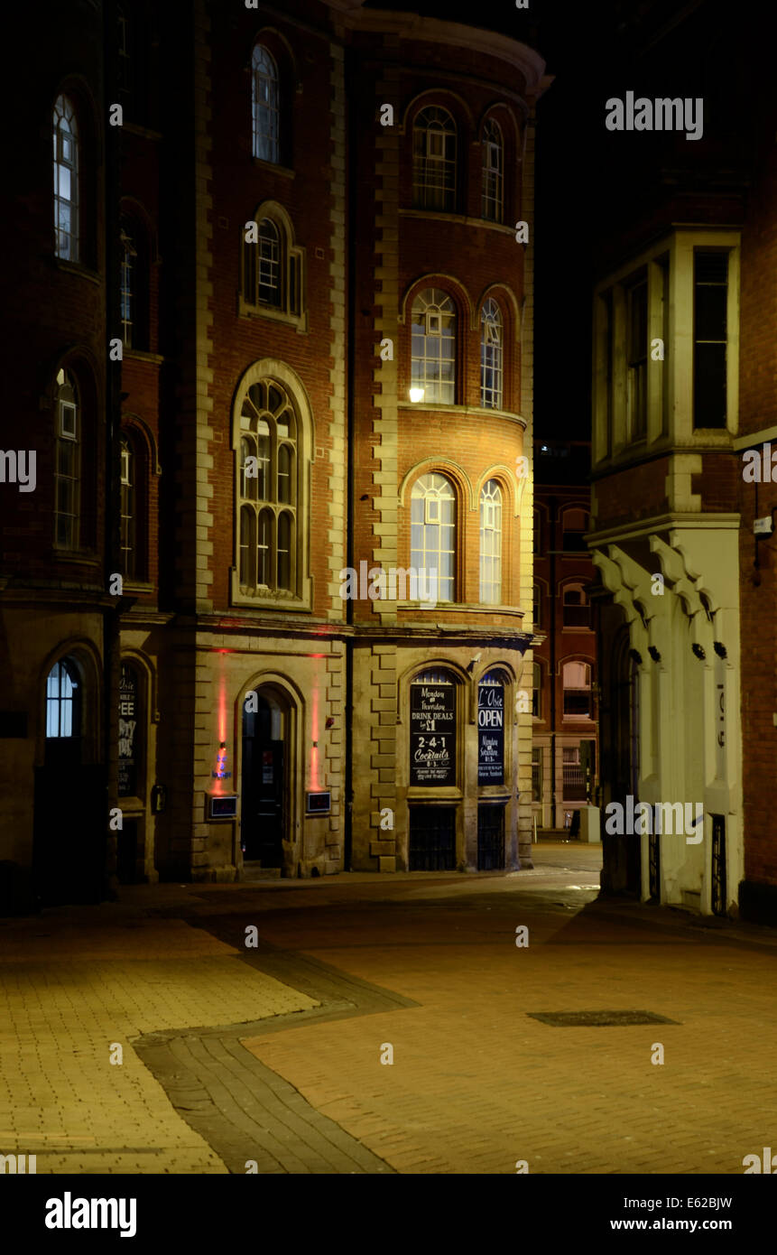 Nottingham city centre night out hi-res stock photography and images ...