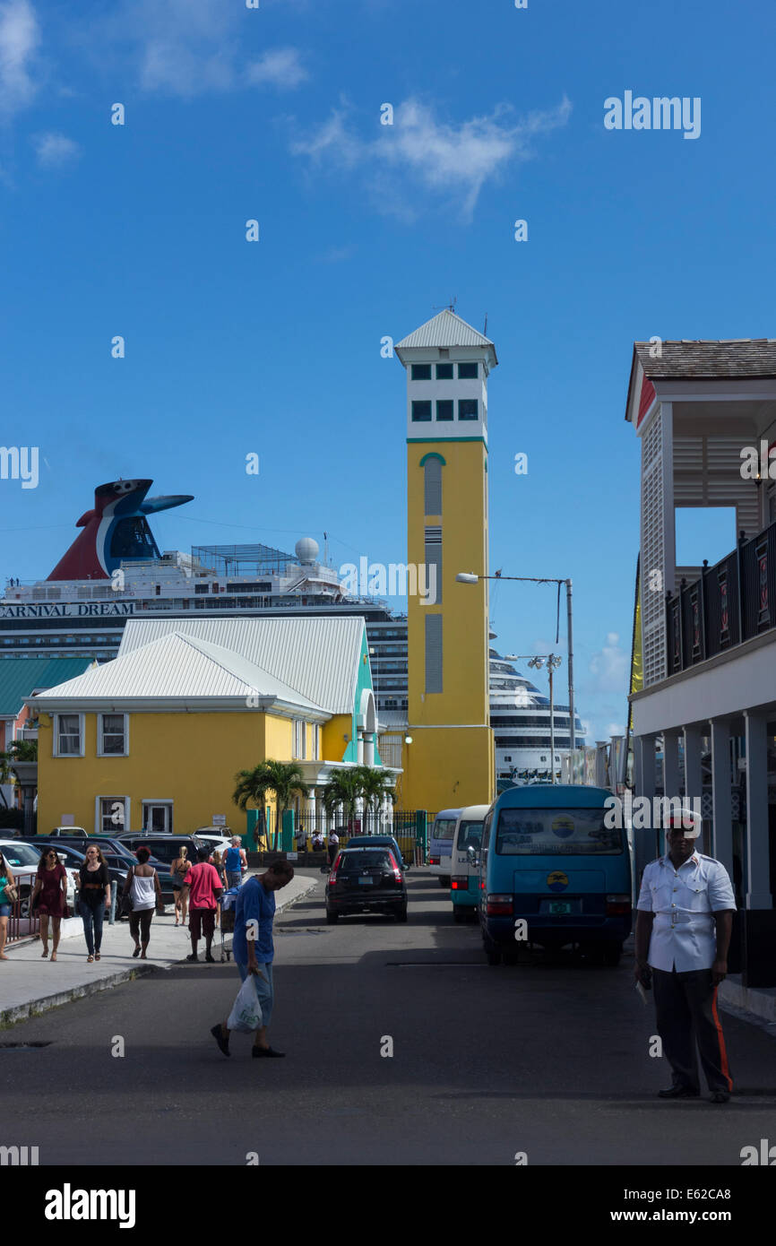 Bay street hi-res stock photography and images - Alamy