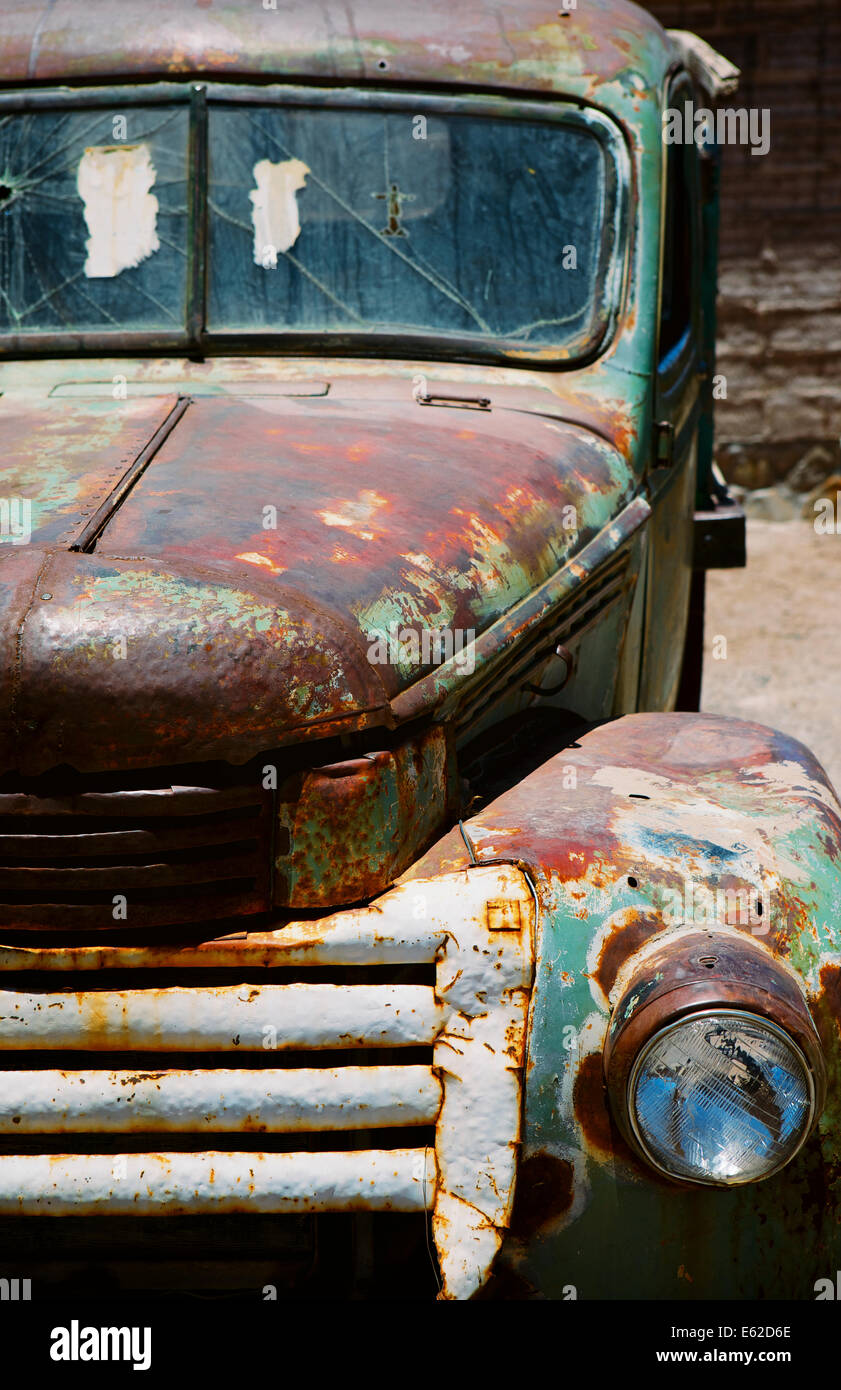 Old rusted car, Uyuni, Bolivia, South America Stock Photo - Alamy