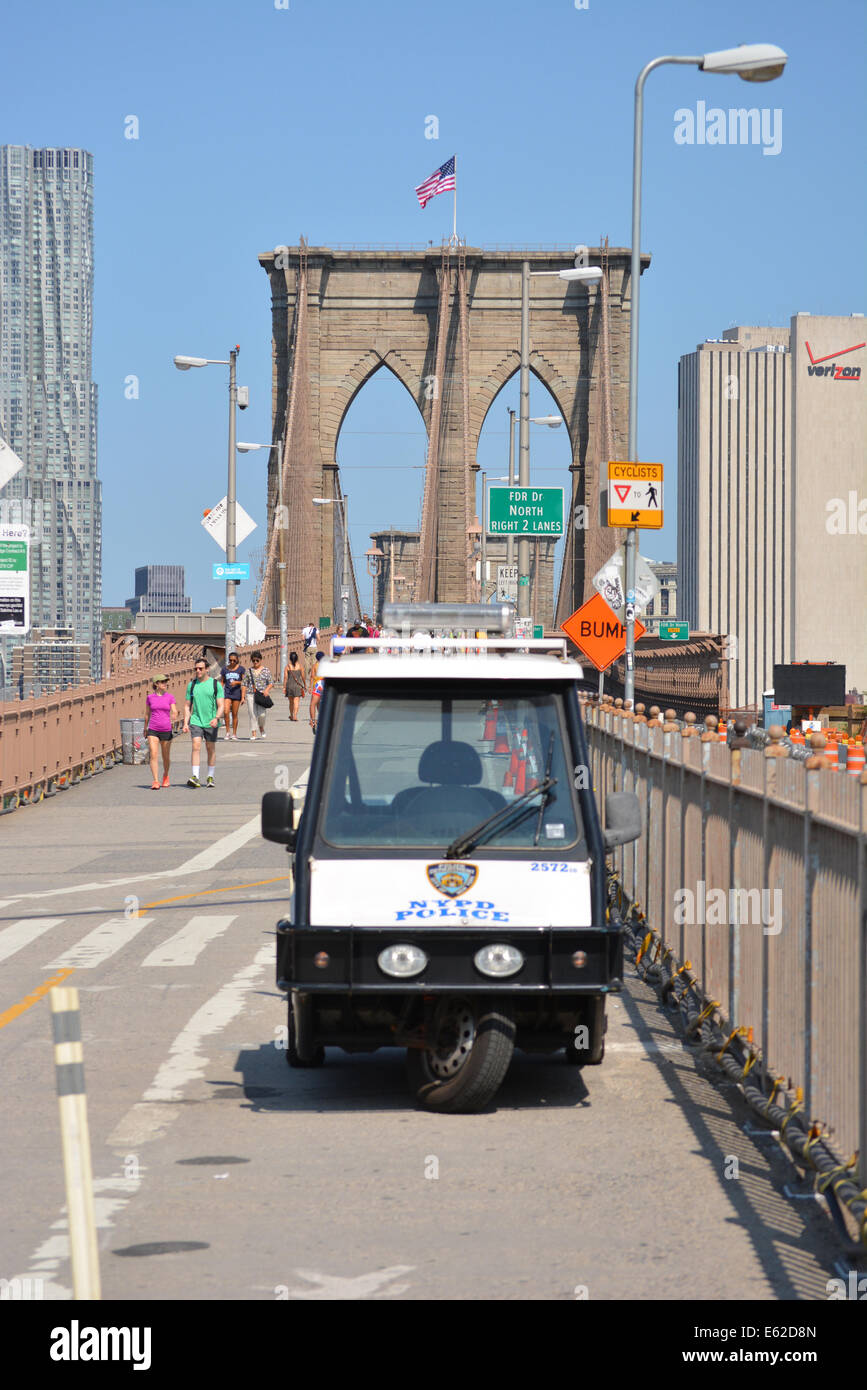 Brooklyn police department hi-res stock photography and images - Alamy