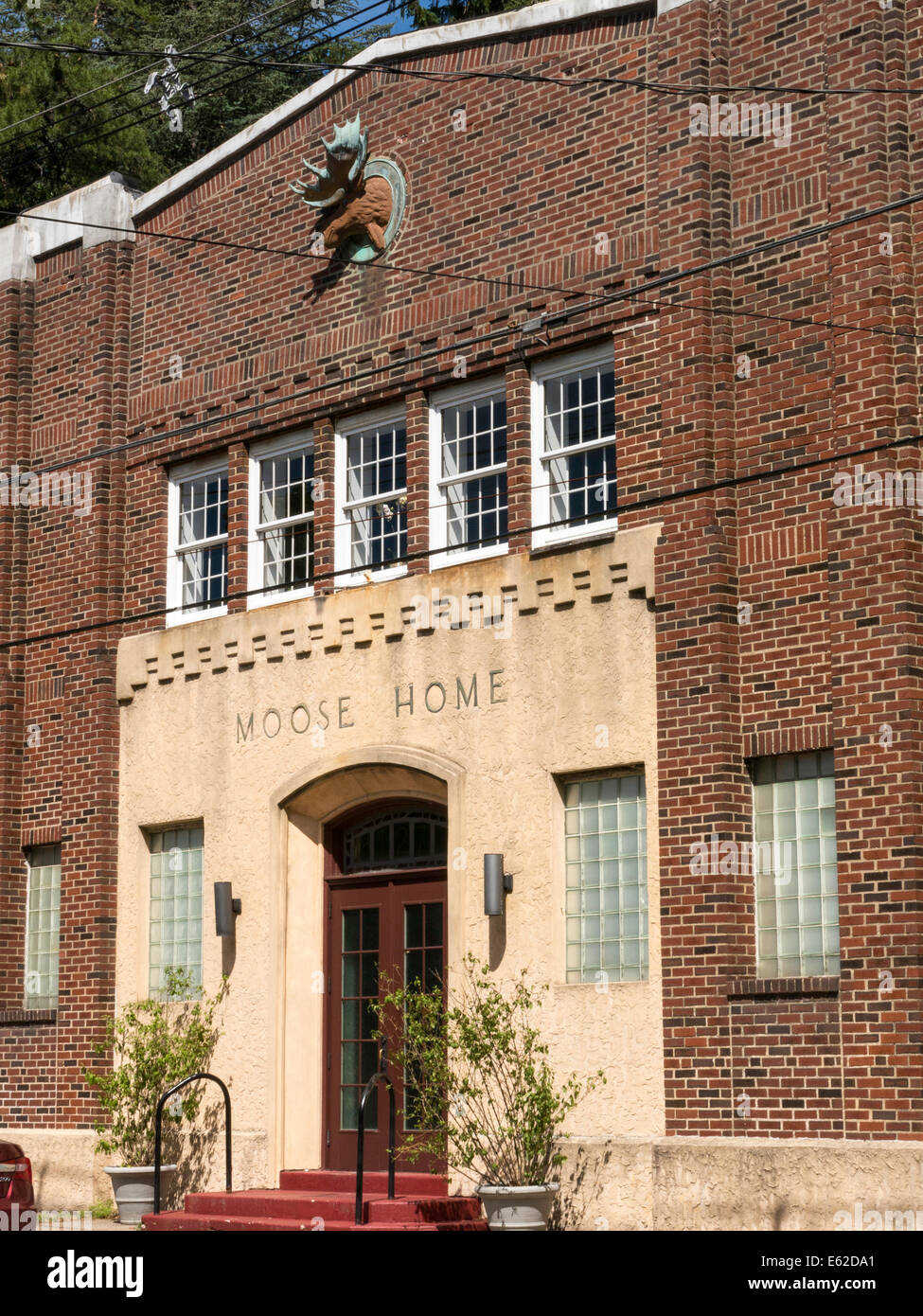 Royal order of moose lodge hi-res stock photography and images - Alamy