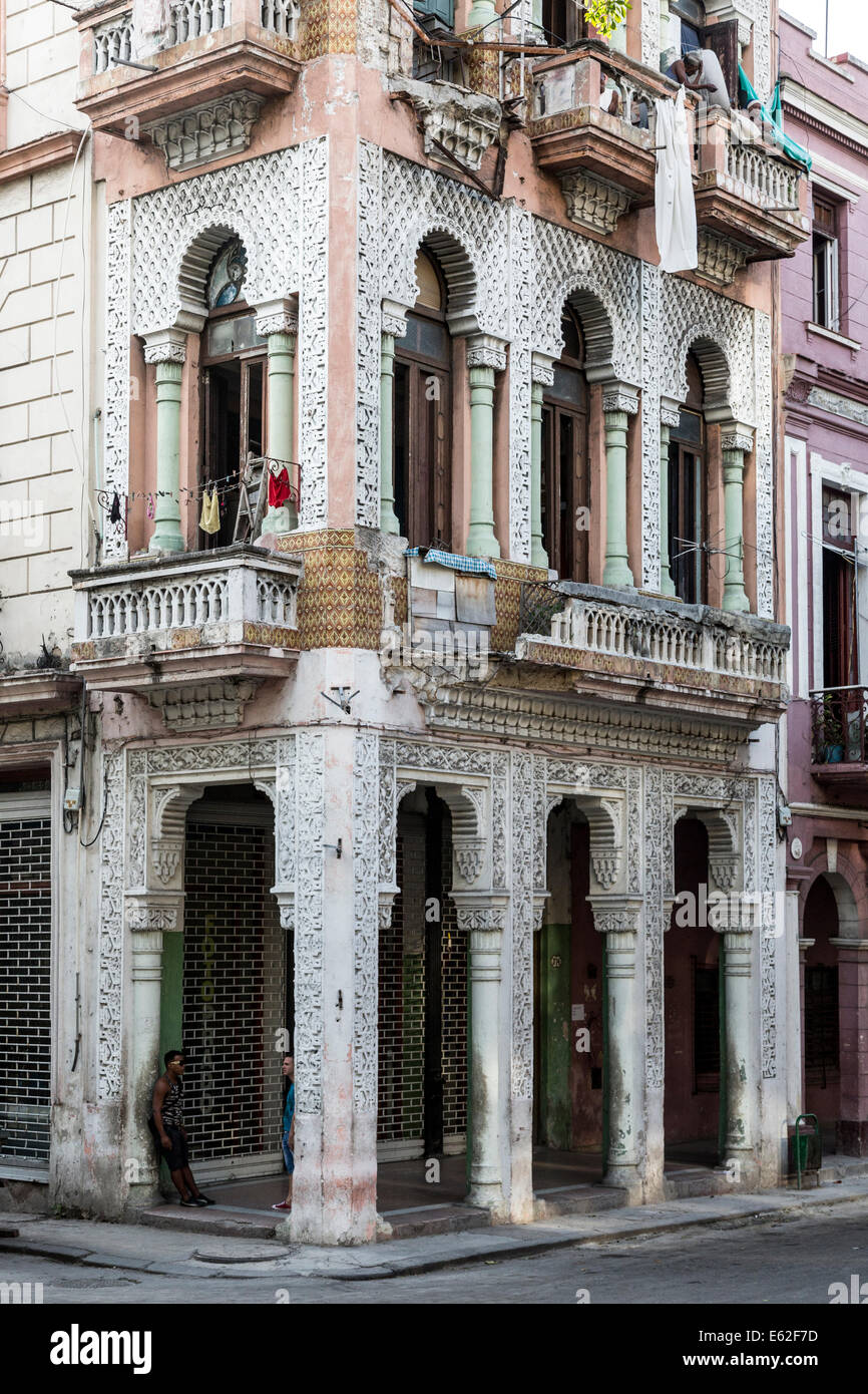 Moorish architecture old havana hi-res stock photography and images - Alamy