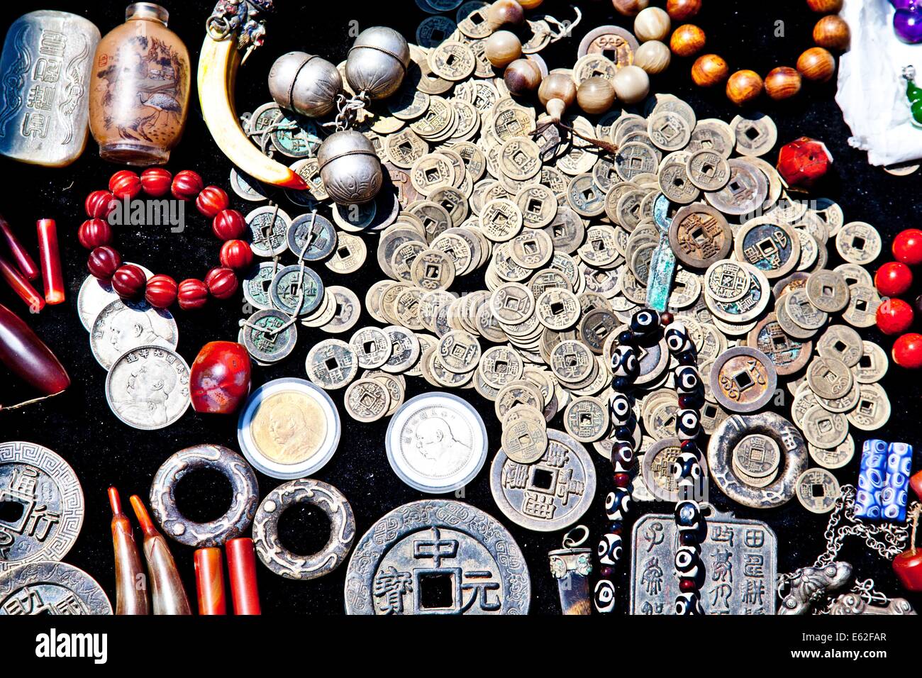 Antique Trinkets The Symbolism And Sentimentality Behind Antique