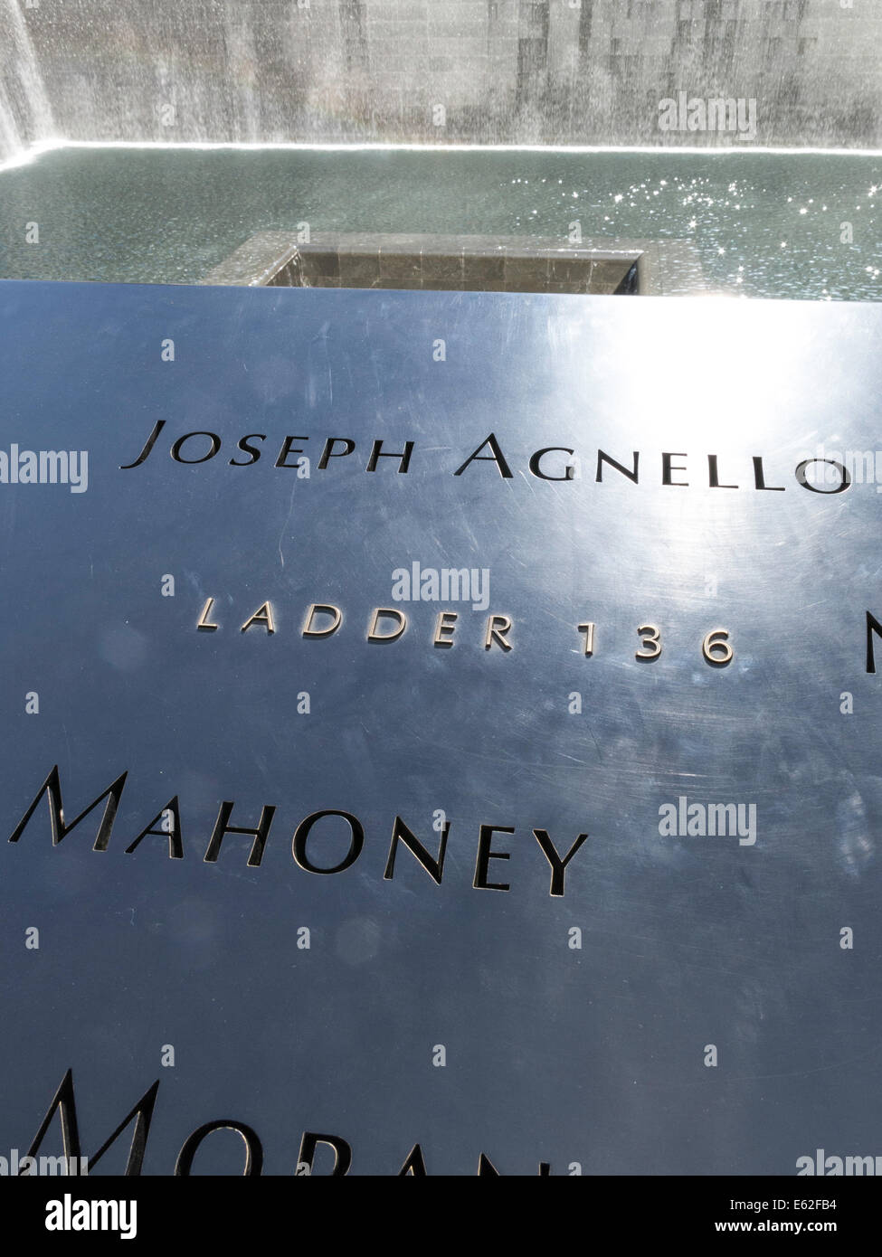 WTC Footprint Memorial Pools "Reflecting Absence" at the The National ...