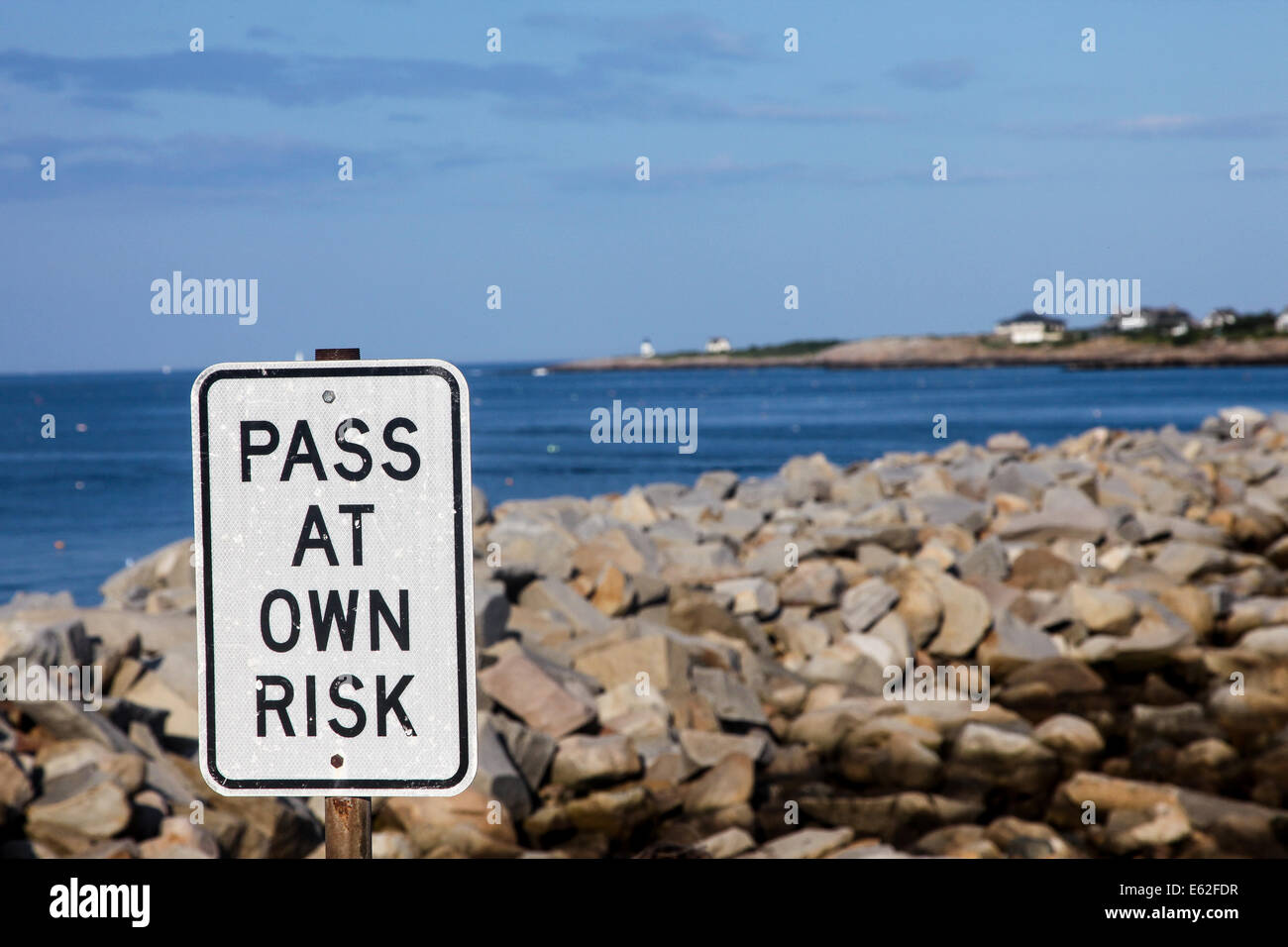 ROCKPORT-AUGUST 08: A view from rotary end at Bear Skin Neck in ...