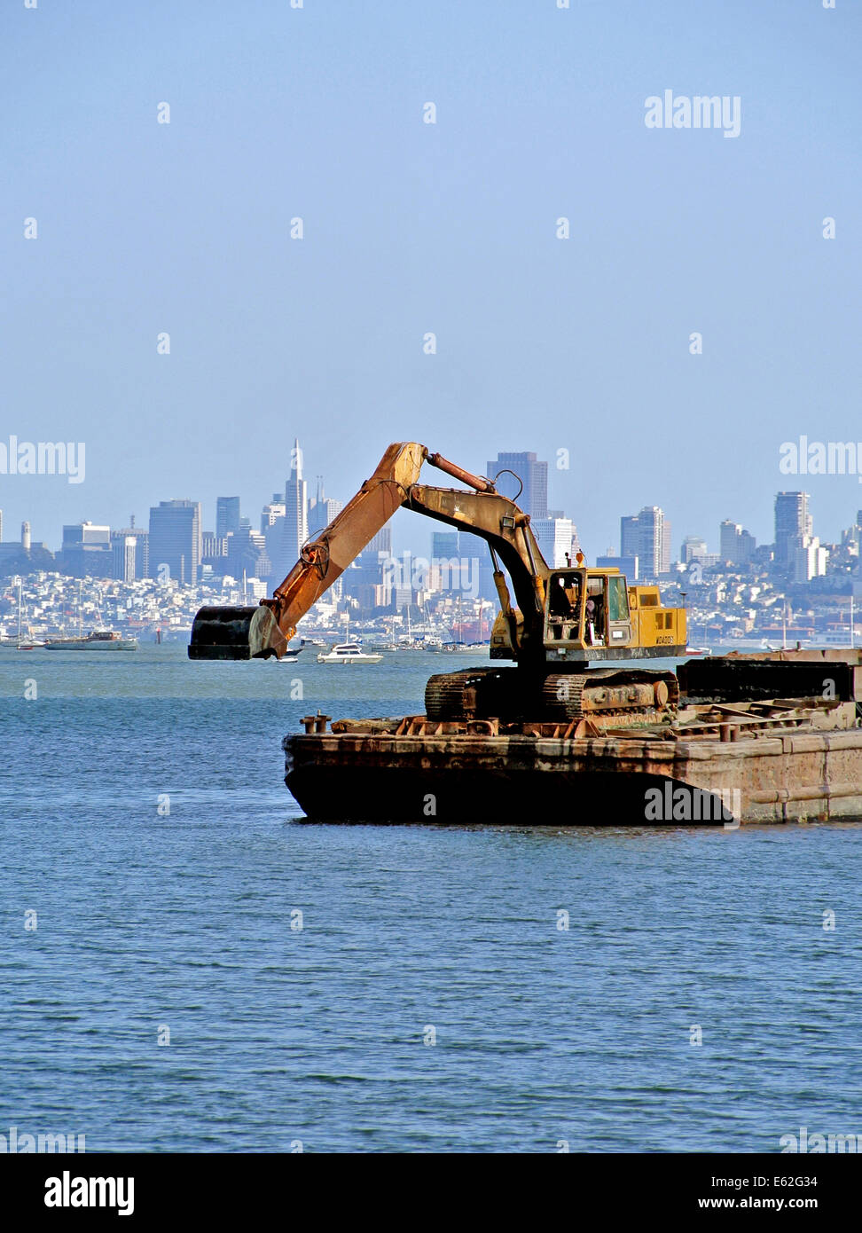 Dredging barge hi-res stock photography and images - Alamy