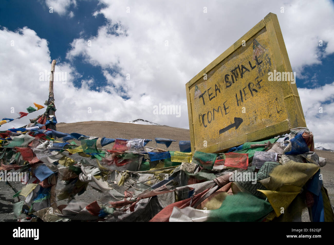 Top of the Taglang La Pass, Jammu and Kashmir, India Stock Photo - Alamy