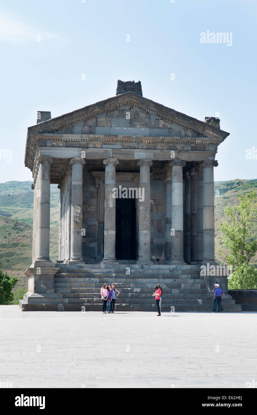 The hellenic temple hi-res stock photography and images - Alamy
