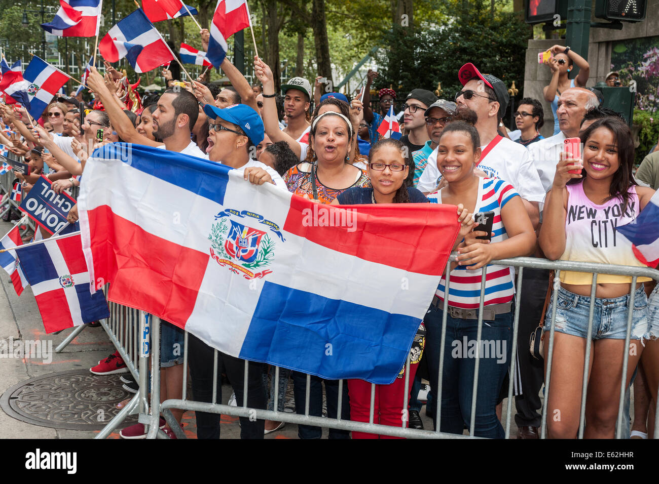 Thousands of Dominican-Americans and their friends and supporters march ...