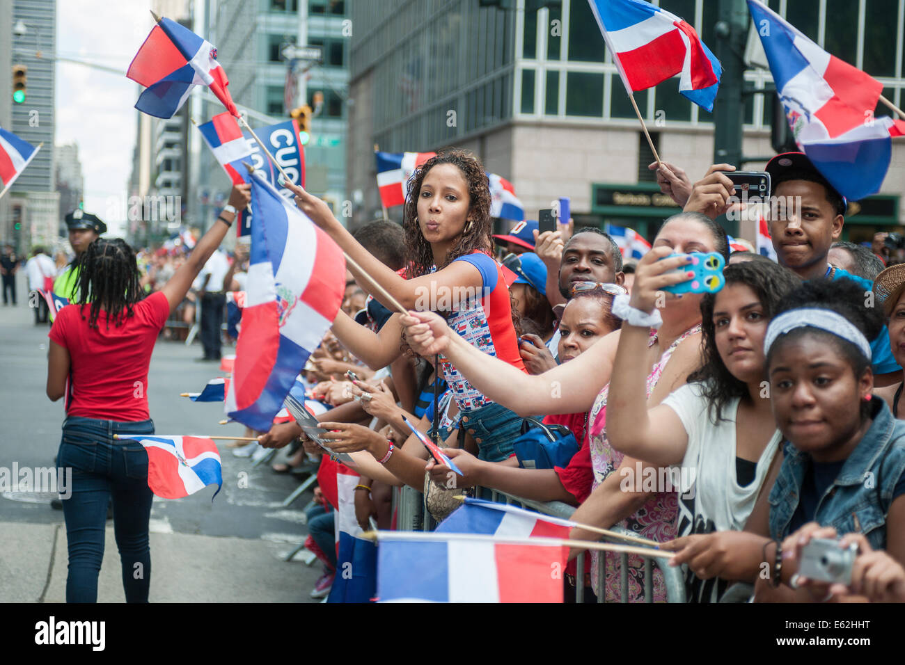 Thousands of Dominican-Americans and their friends and supporters march ...