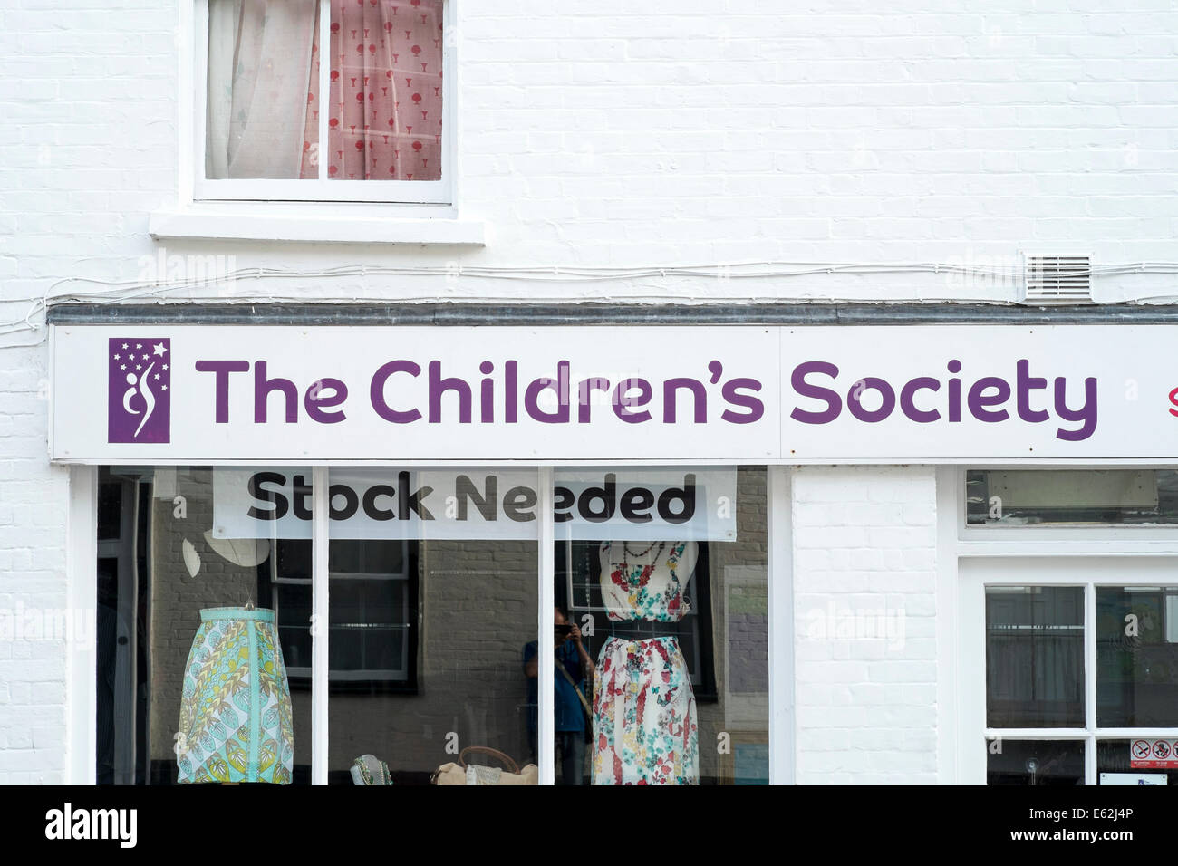 Uk charity shop hi-res stock photography and images - Alamy