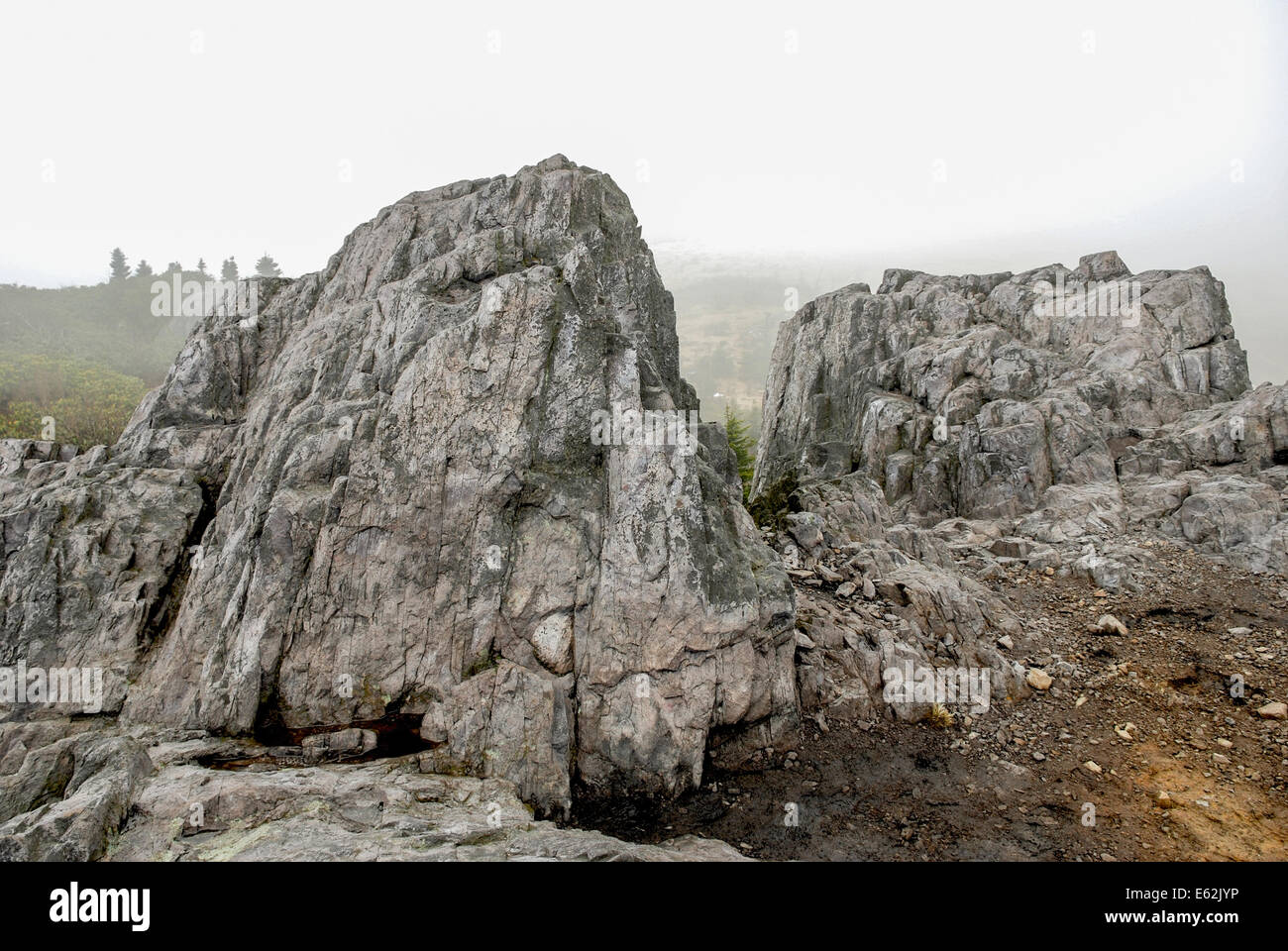Granite outcropping hi-res stock photography and images - Alamy