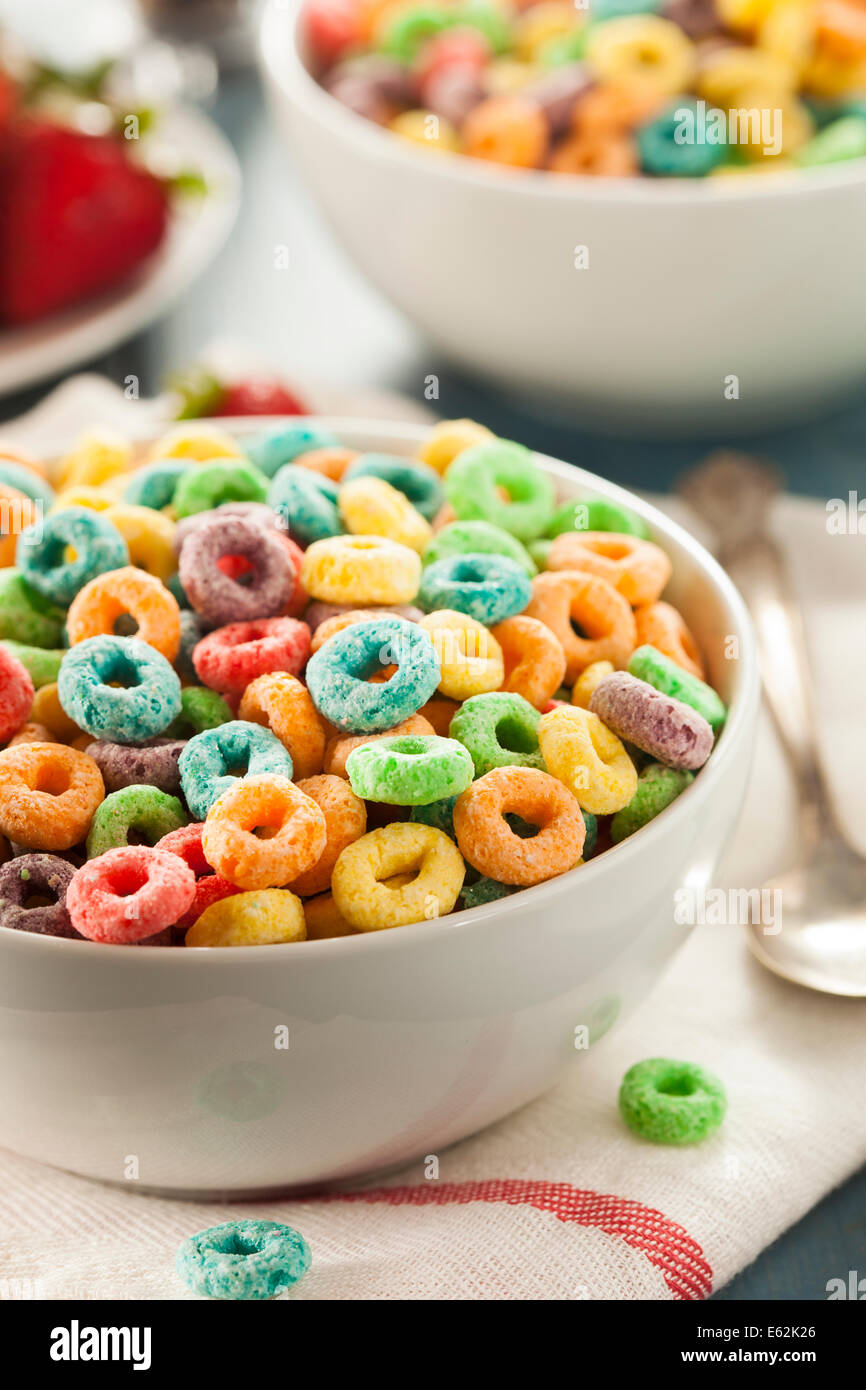 Cereal loops hi-res stock photography and images - Alamy