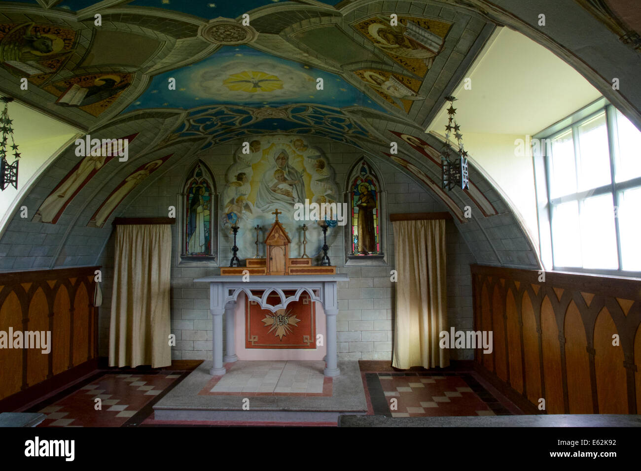Italian church orkney hi-res stock photography and images - Alamy
