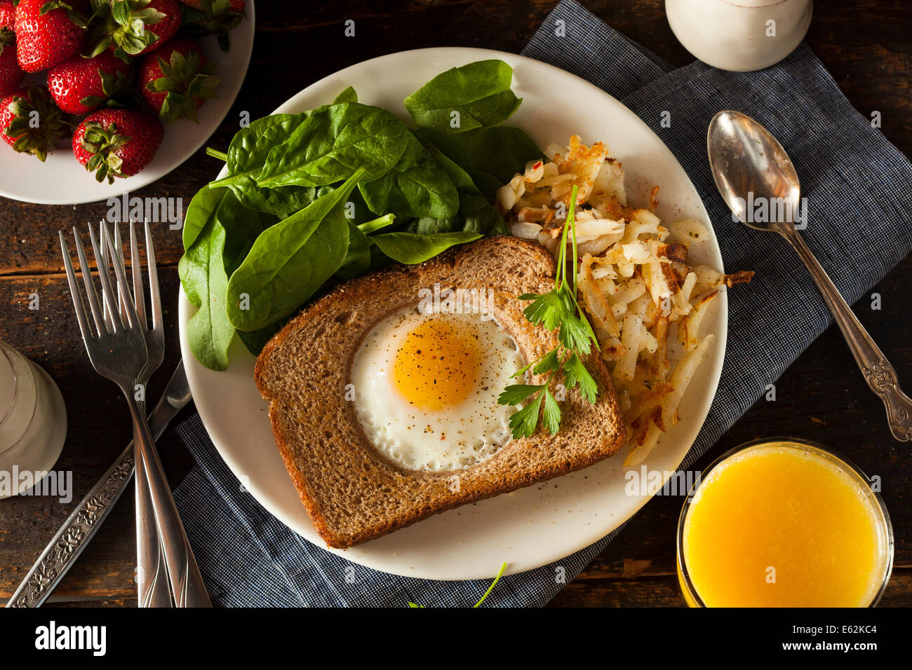 Toast Basket High Resolution Stock Photography and Images - Alamy