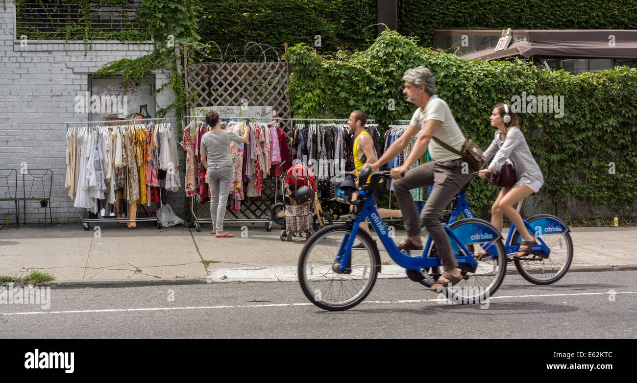 Street activity in the popular destination, the Williamsburg ...