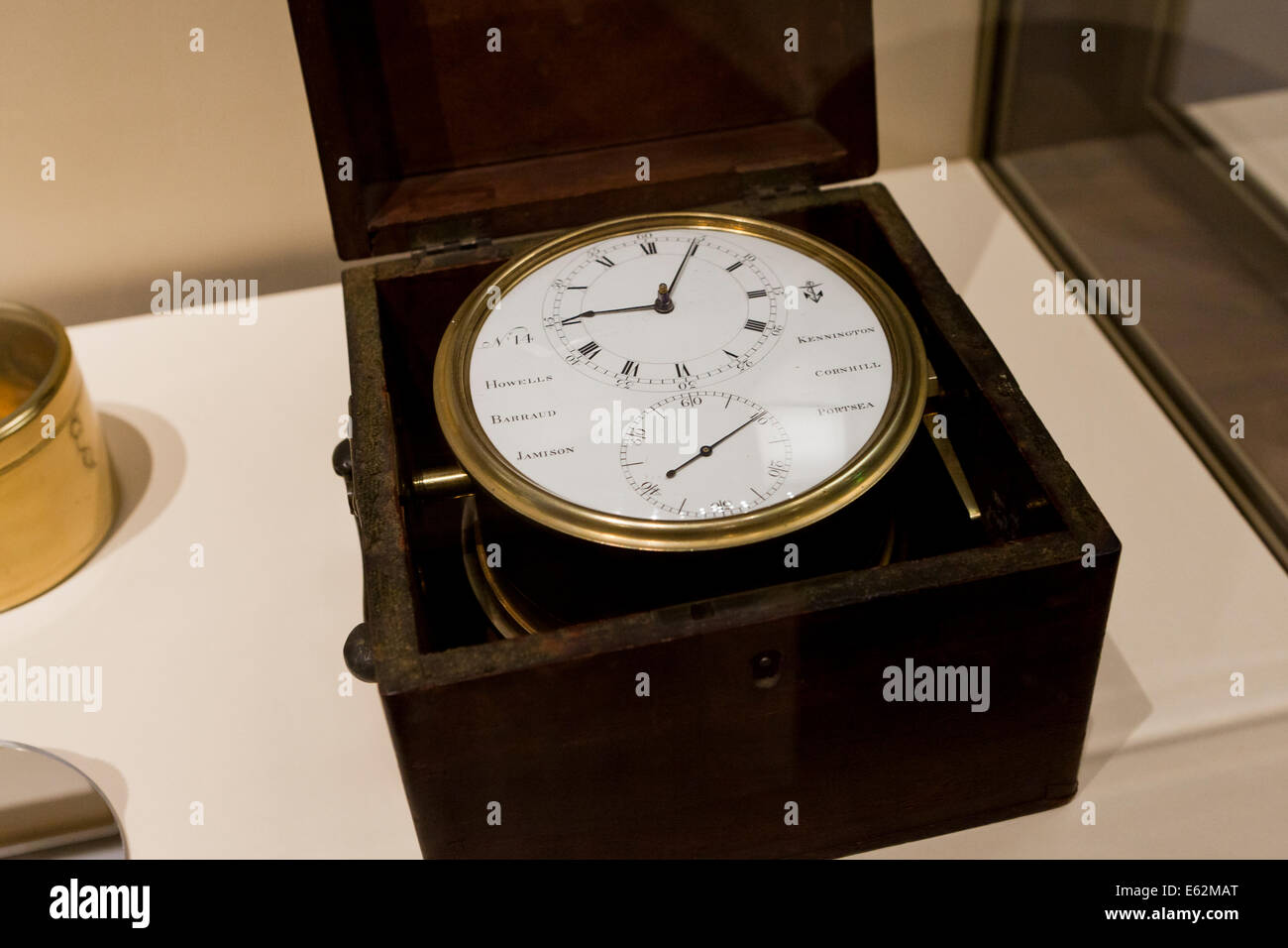Thomas mudge marine chronometer hi-res stock photography and images - Alamy