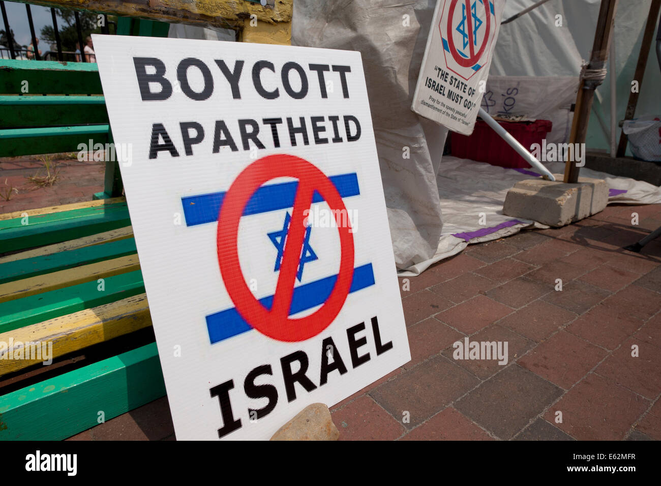 Anti israel hi-res stock photography and images - Alamy