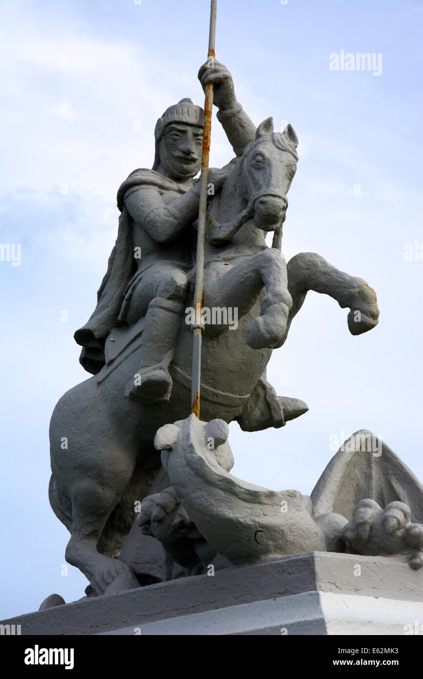War memorial george dragon hi-res stock photography and images - Alamy