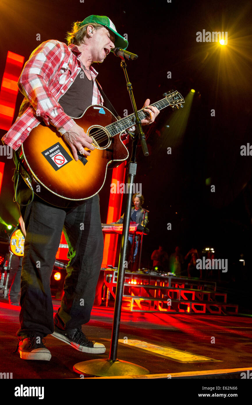 John Rzeznik High Resolution Stock Photography and Images - Alamy