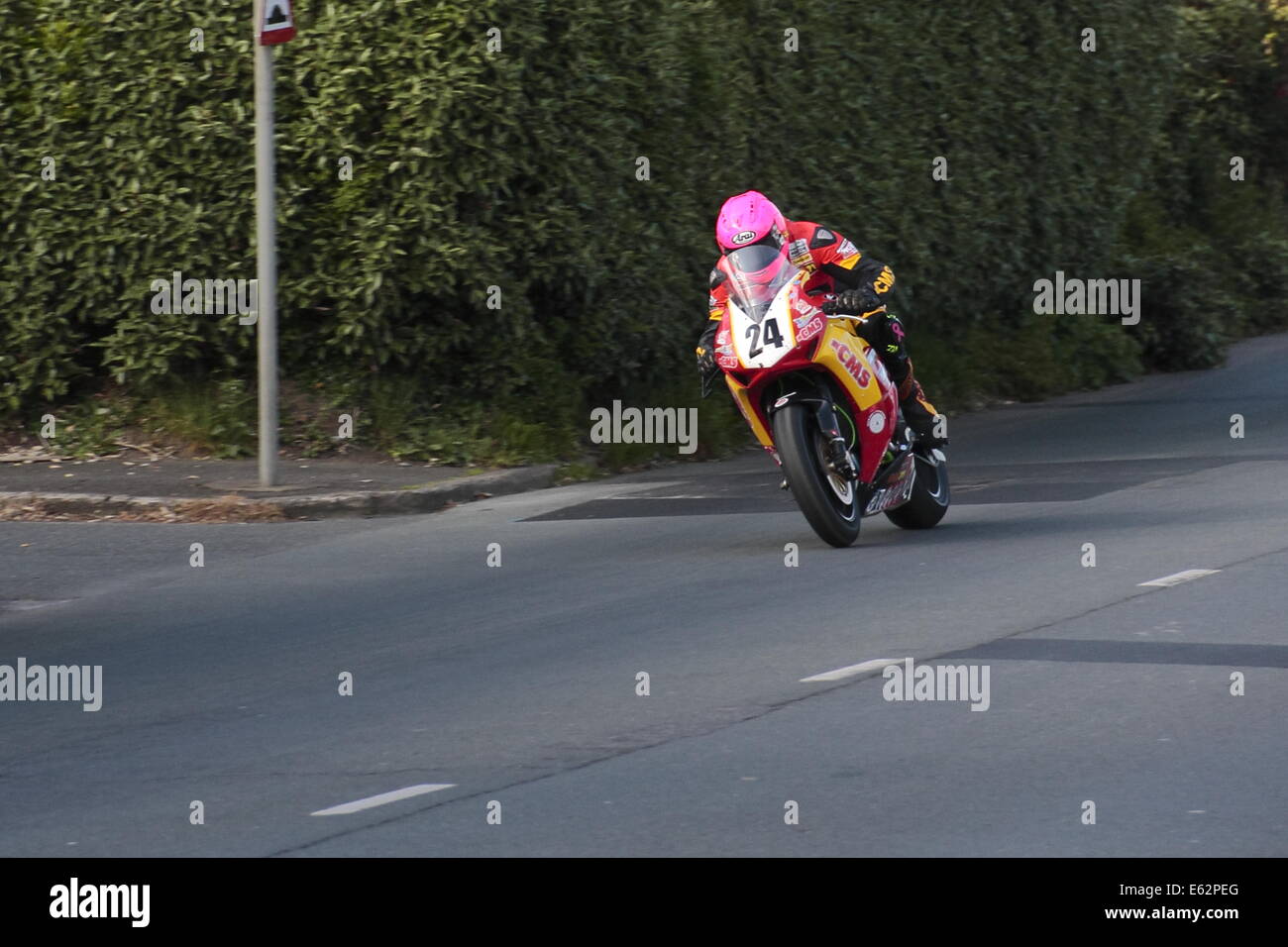 Davy Morgan riding his Honda on the Isle of Man's mountain course ...