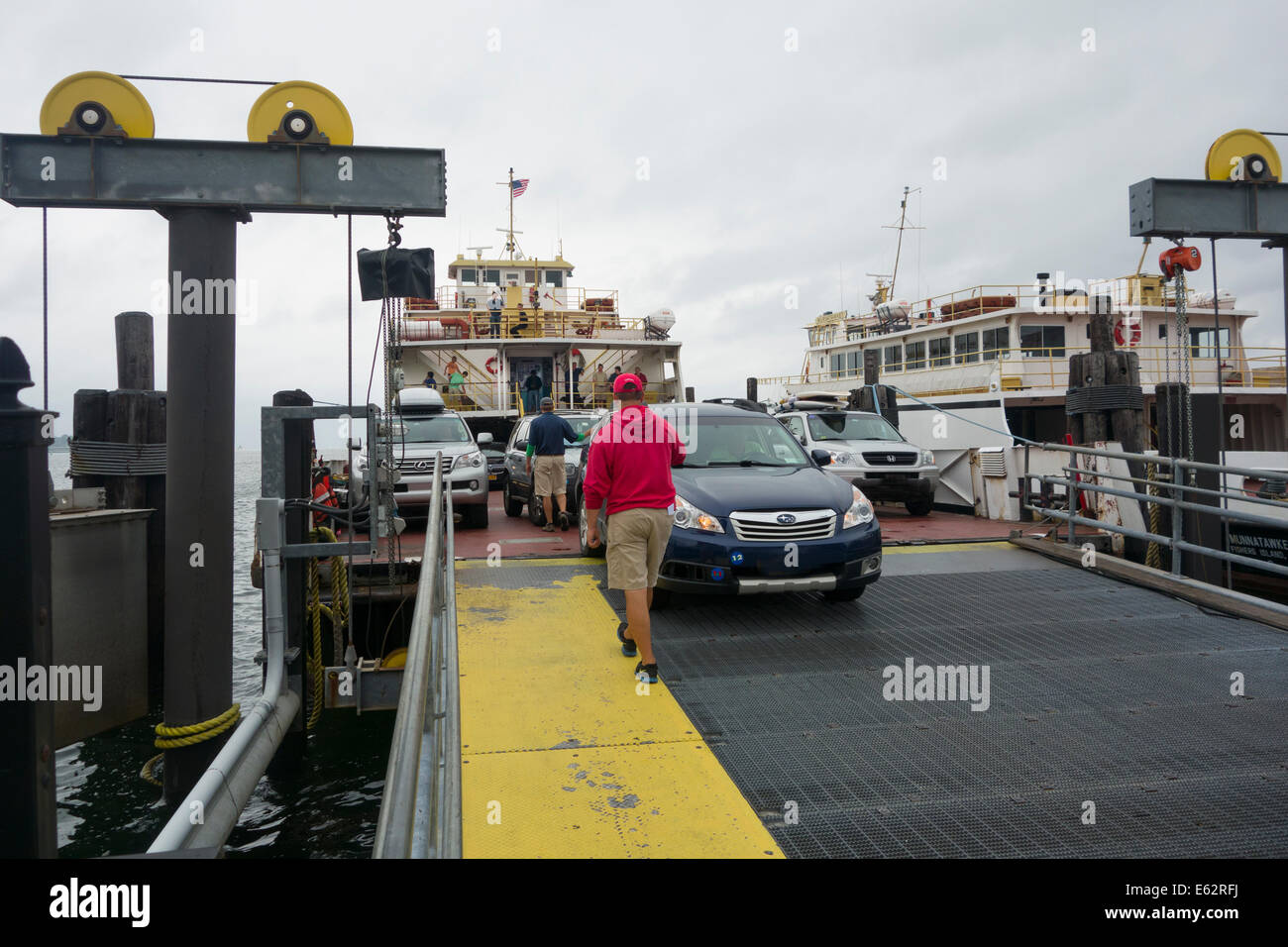 cross sound ferry unloading from Orient Point Long Island Stock Photo ...