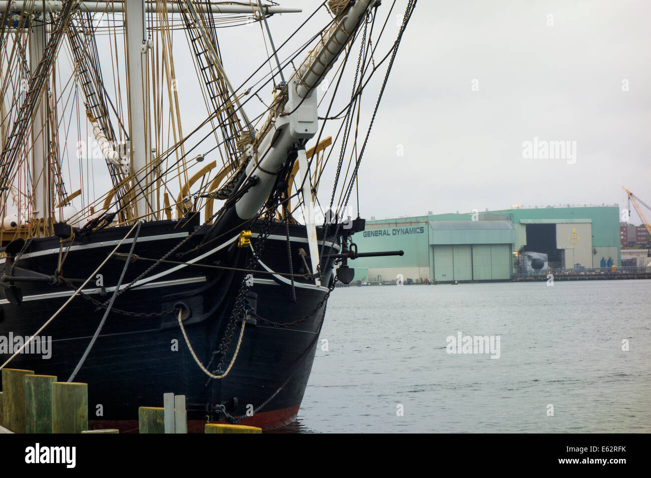 New london connecticut ship hi-res stock photography and images - Alamy