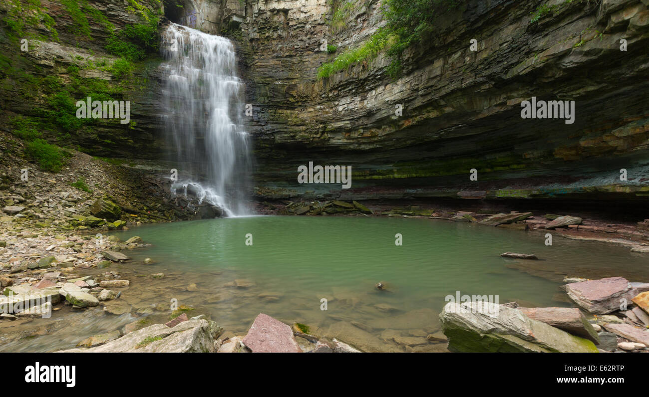 An oasis in the city, Chedoke Falls, Hamilton, ON Stock Photo - Alamy
