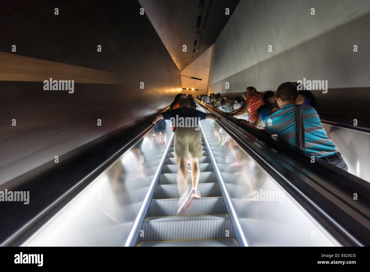 People on an escalator hi-res stock photography and images - Alamy
