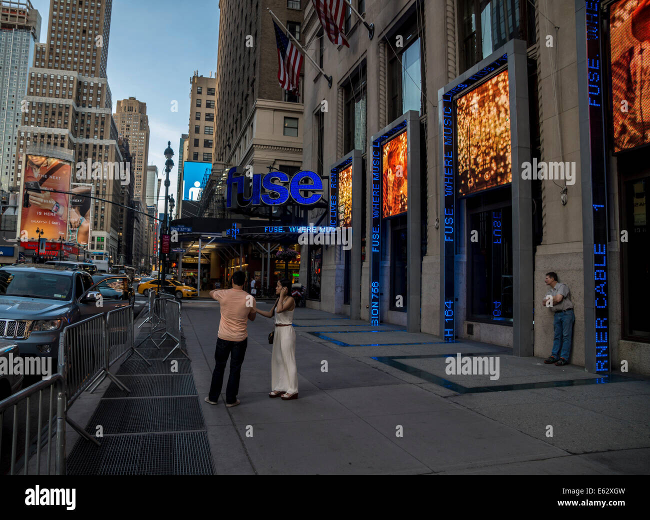 Ad of a theater show hi-res stock photography and images - Alamy