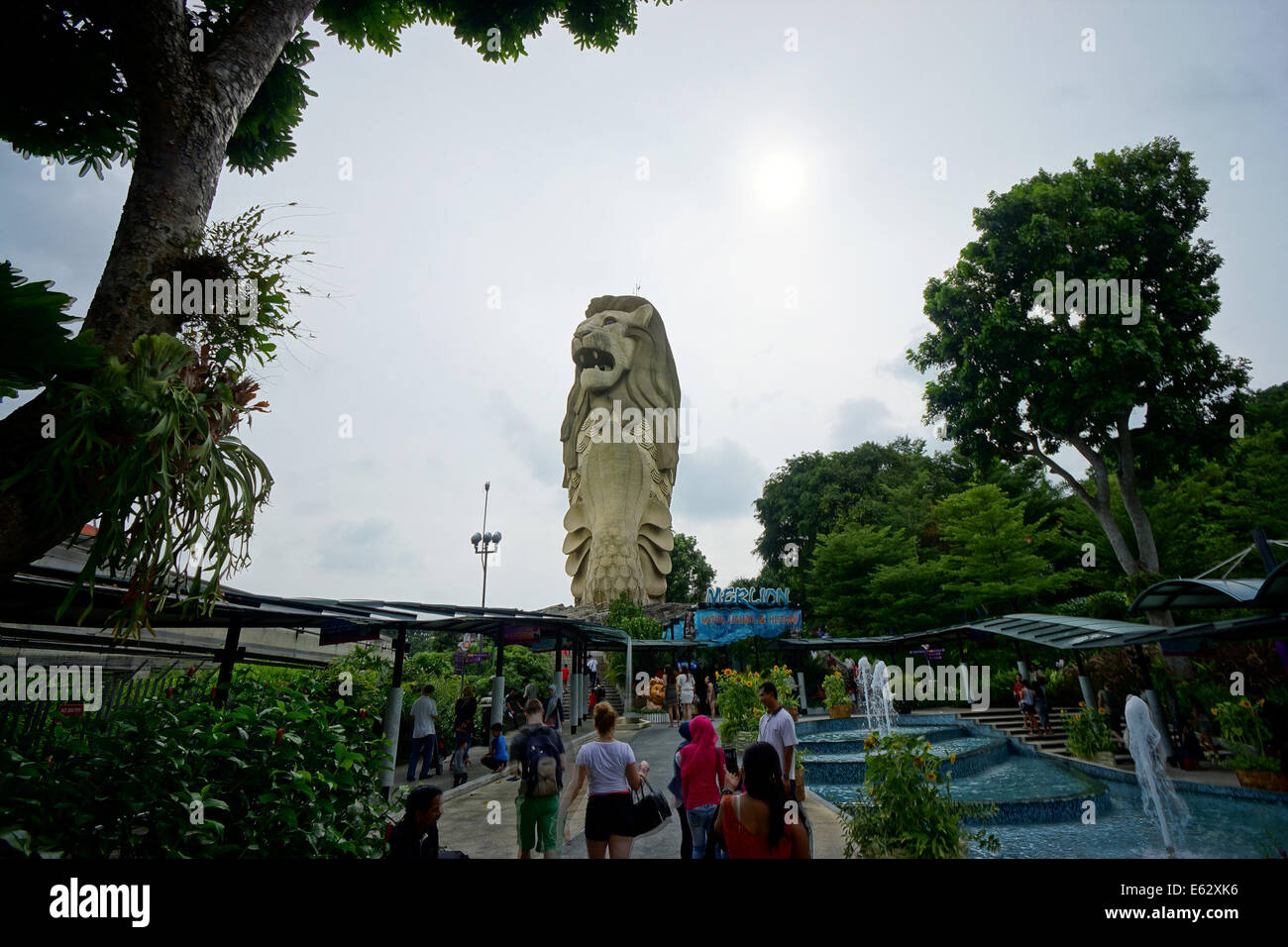 Singapore. 1st Jan, 2014. AUGUST 12: UNDATED - A view of Merlion Park ...