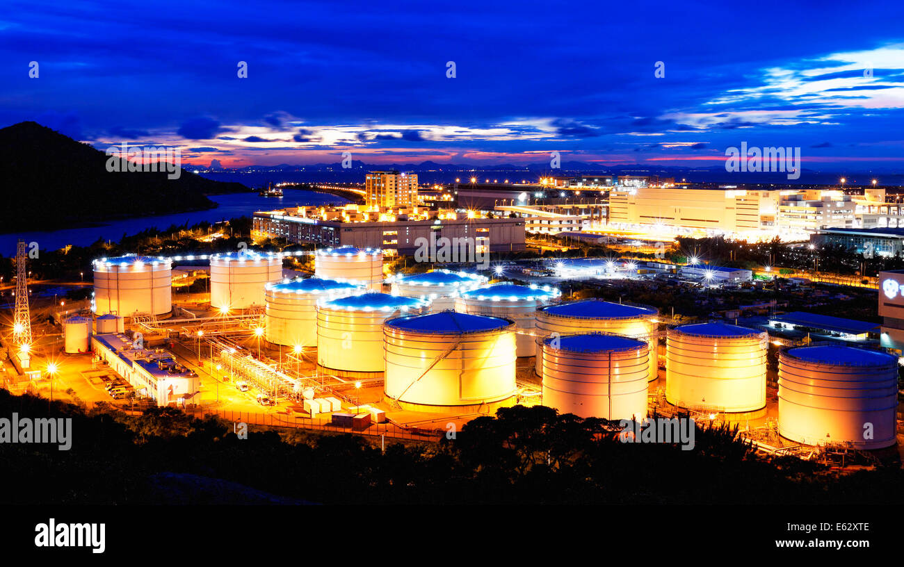 Oil tank night hi-res stock photography and images - Alamy