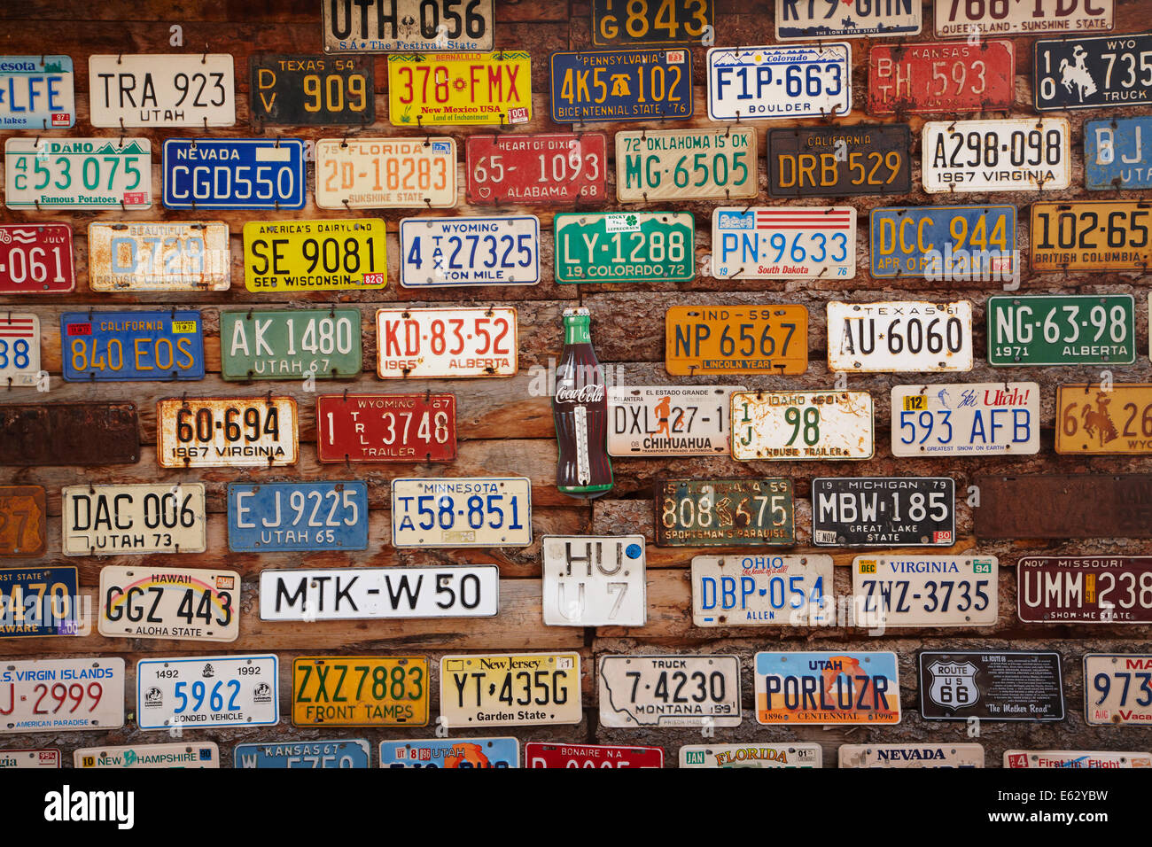 Old american number plates hi-res stock photography and images - Alamy