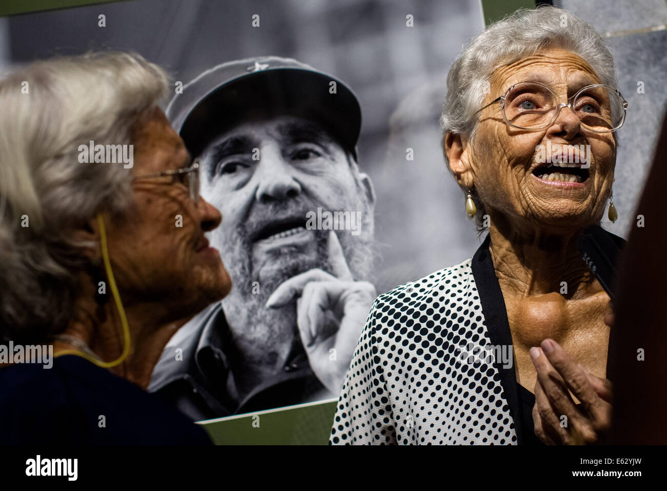 Cuban leader fidel castro hi-res stock photography and images - Alamy