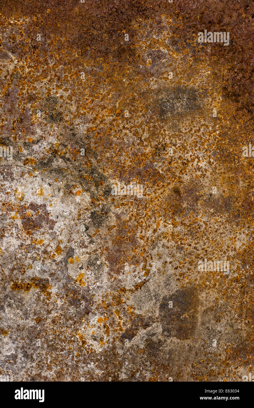 Destroyed metal surface hi-res stock photography and images - Alamy